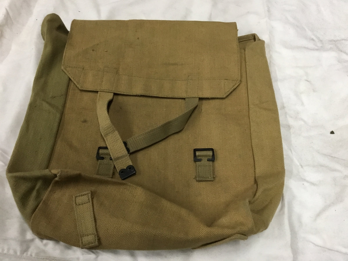 P37 Backpack Khaki British WWII & Postwar – camoLOTS.com